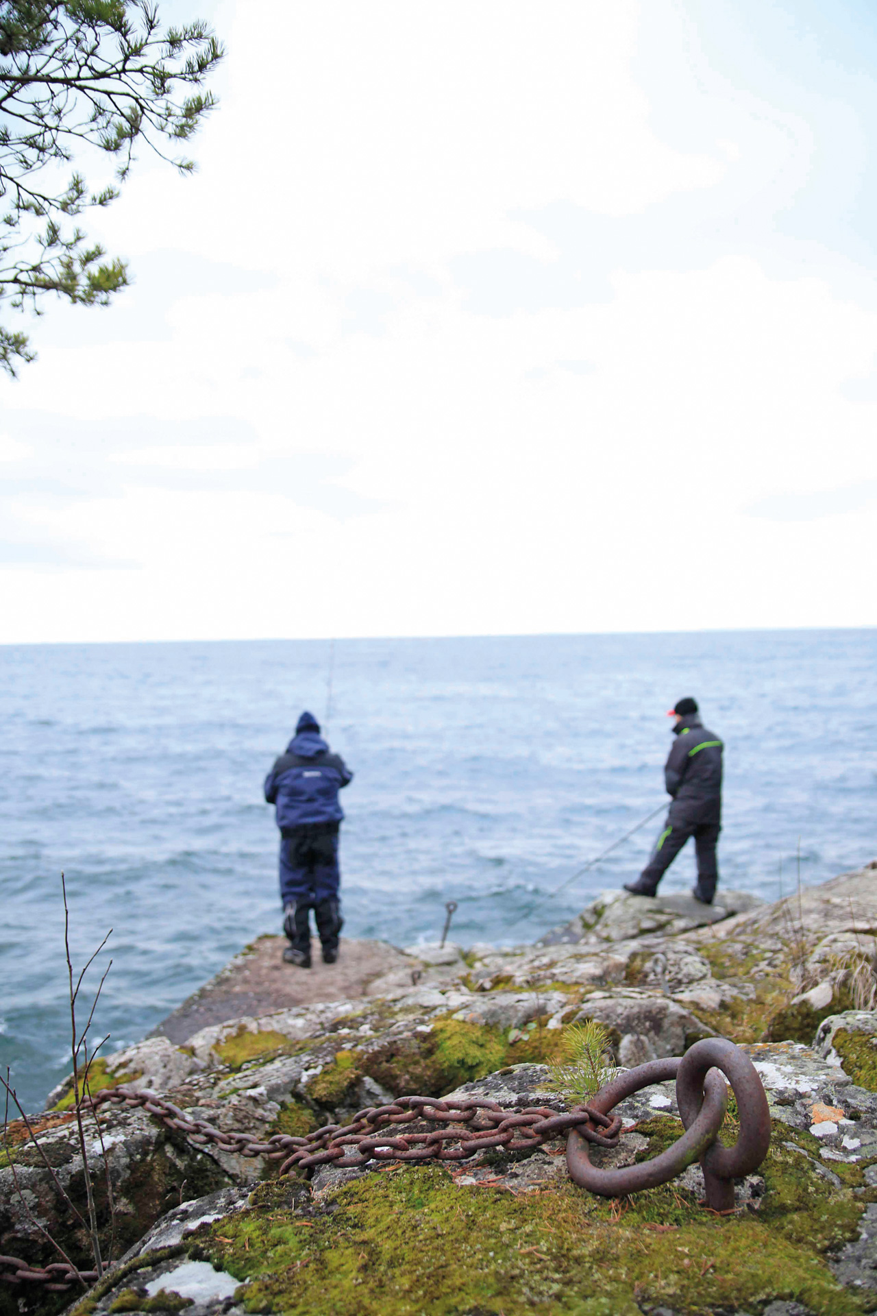 Fiska lax från land i Vättern - Svenskt Fiske
